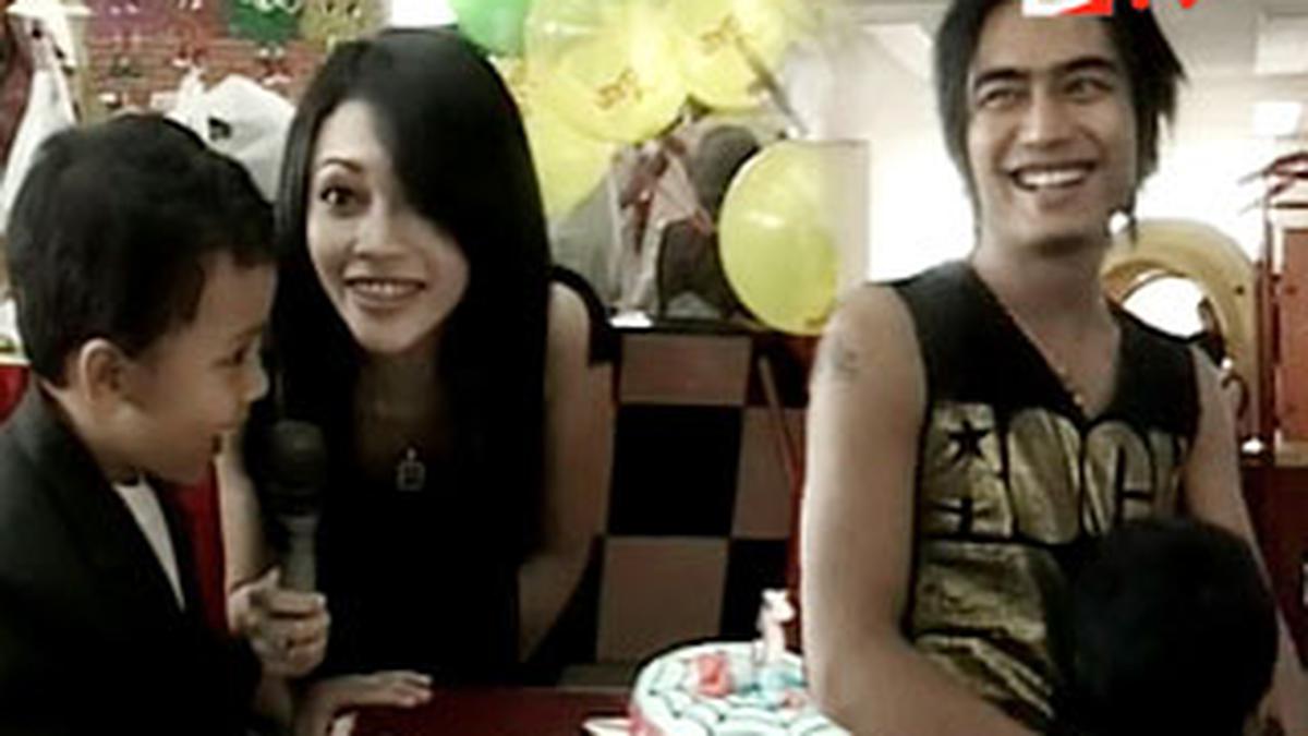 Charly ST12 dan Keluarga - Foto Liputan6.com