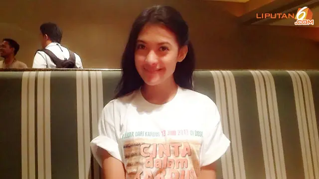 Lelaki Brengsek Jangan Coba-coba Dekati Adhitya Putri - ShowBiz ...