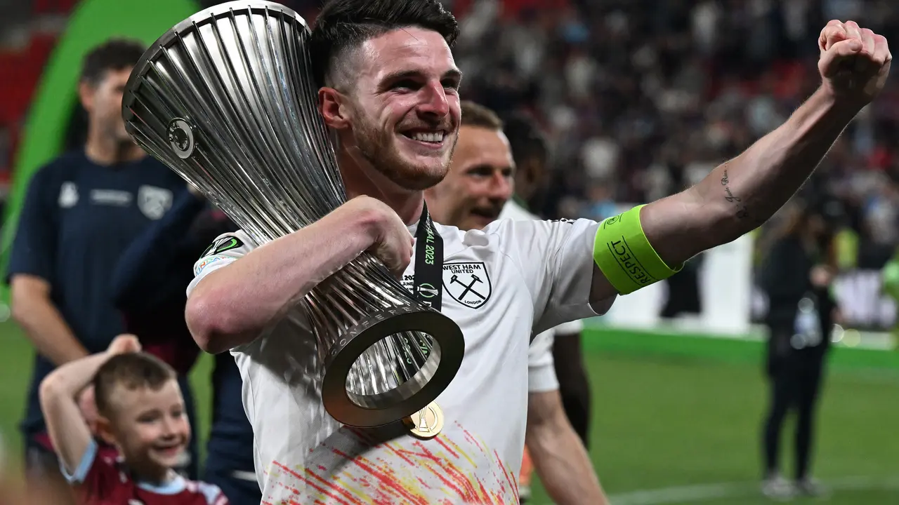 Deretan Klub Berebut Jasa Declan Rice, Apa Saja? - Regional Liputan6.com