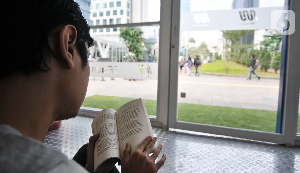 FOTO: Tingkatkan Literasi di Ruang Baca Jakarta - Foto Liputan6.com