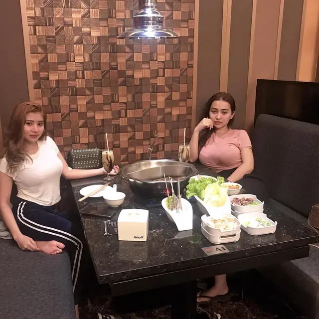 6 Potret Kebersamaan Cupi Cupita dan Sang Adik, Bak Kembar - Hot ...