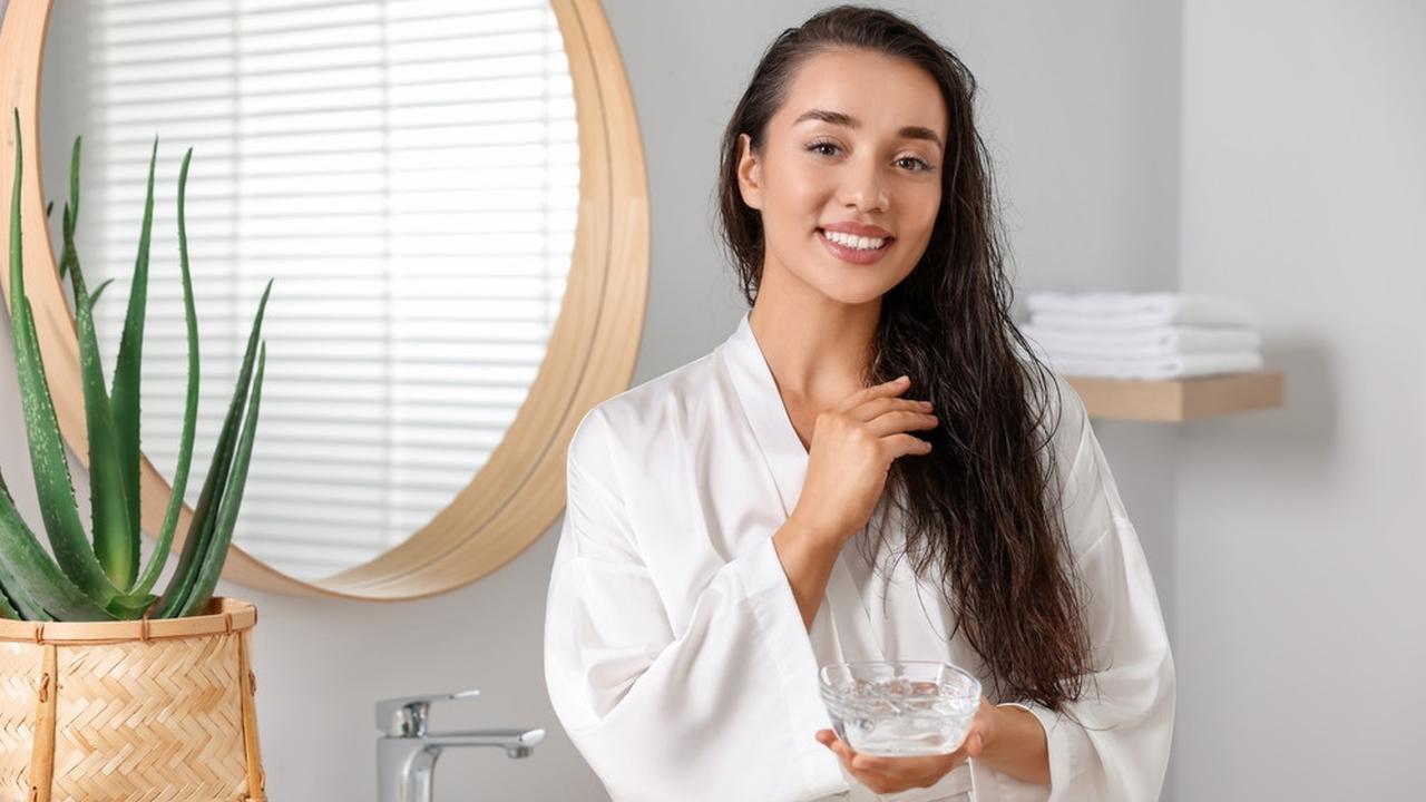 8 Jenis Treatment Salon Rambut yang Bisa Kamu Coba Biar Rambut Sehat ...