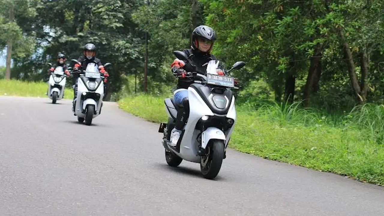 Hasil Tes Pasar Motor Listrik Yamaha E01 di Indonesia, Siap Dijual ...