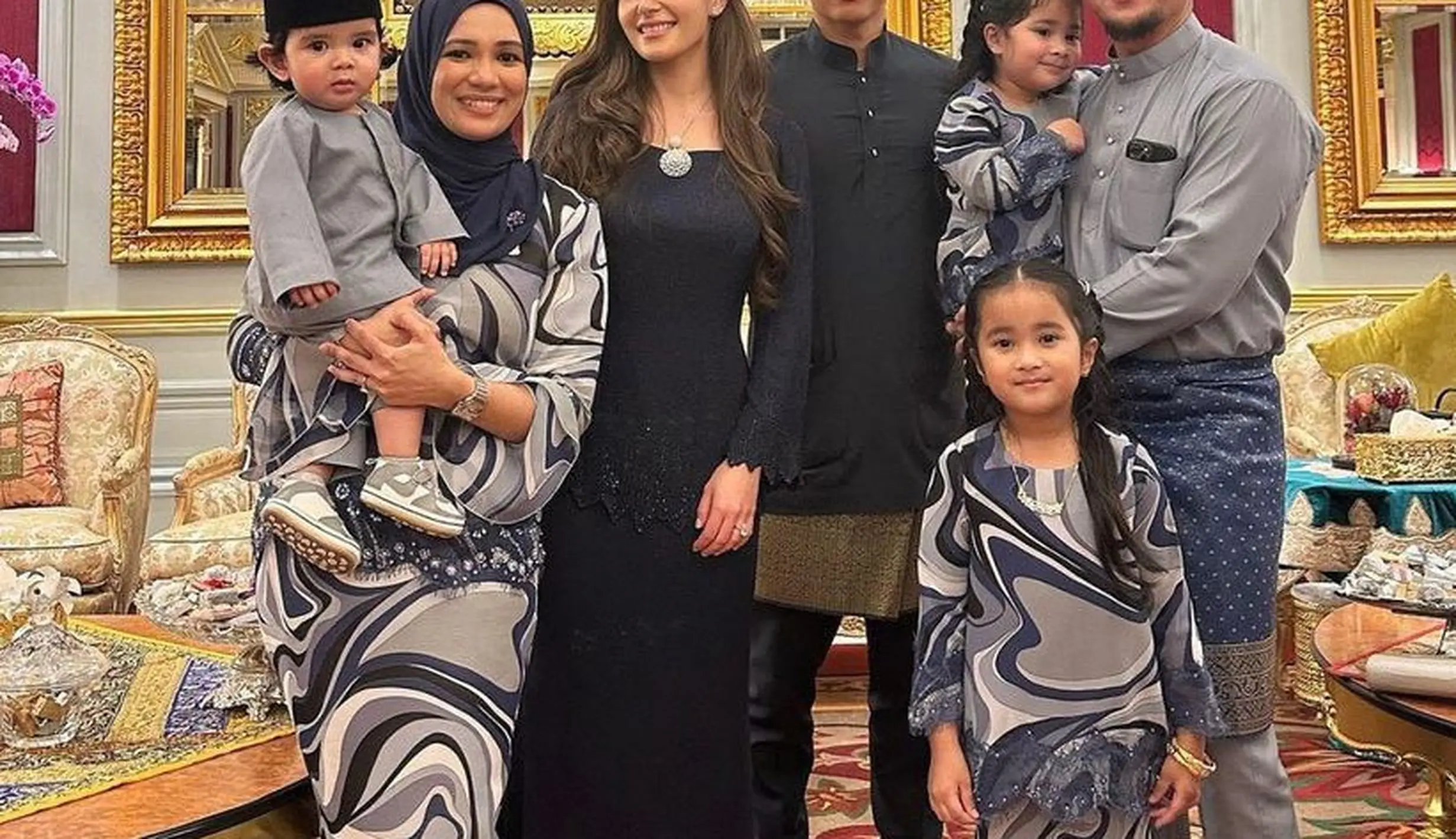 8 Gaya Elegan Anisha Rosnah, Calon Istri Pangeran Mateen dari Brunei ...