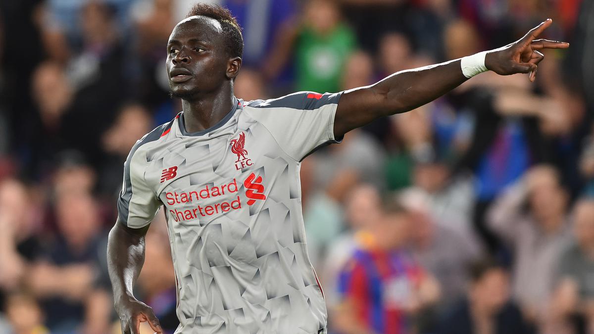 Gelandang Liverpool: Mane Bisa Jadi Pemain Terbaik Dunia - Bola ...