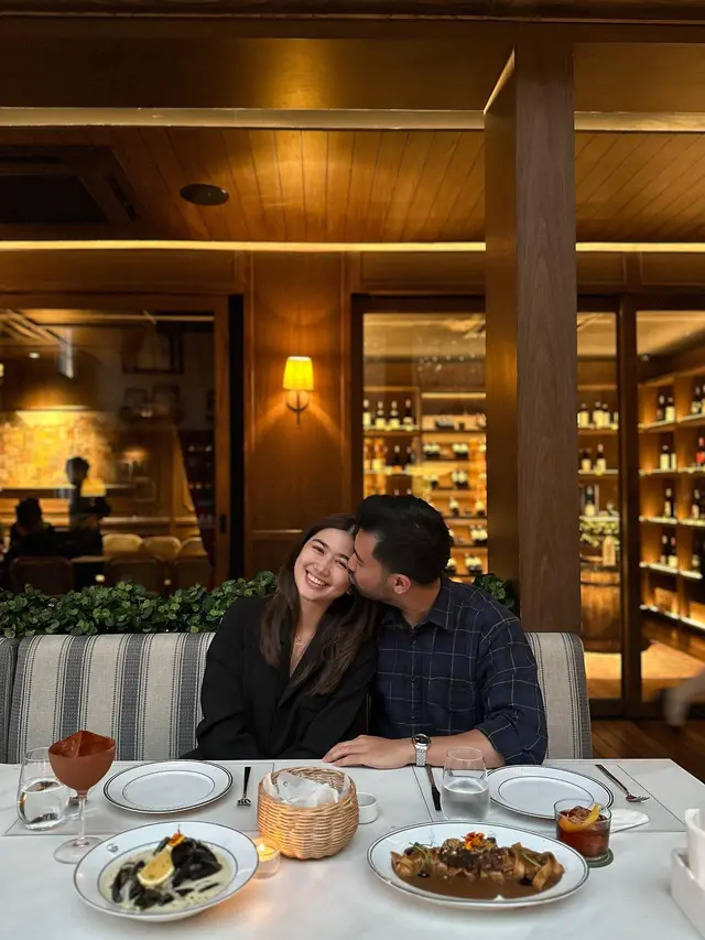 Dilamar di Paris, Ini 7 Potret Kebersamaan Josephine Firmstone Bersama ...