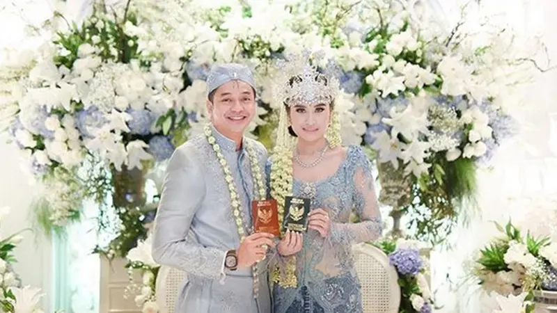 Adly Fairuz Menikah