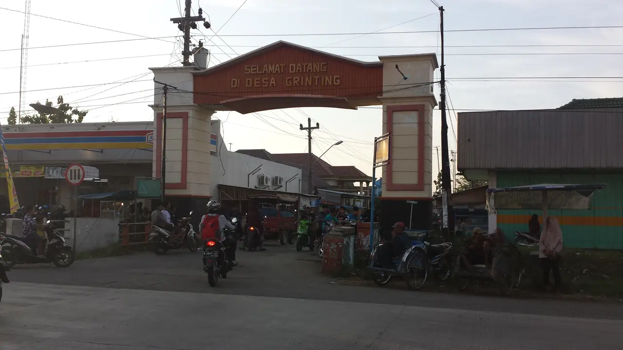Warga Desa Grinting Brebes Melawan Stigma Kampung Pengemis - Regional ...