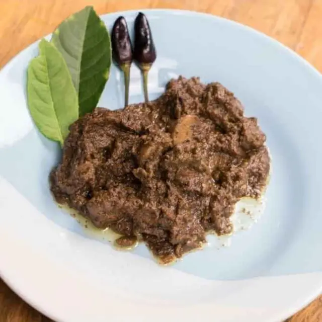 Patut Dicoba, Olahan Rendang Nikmat Ala Omah Rempah - Lifestyle ...