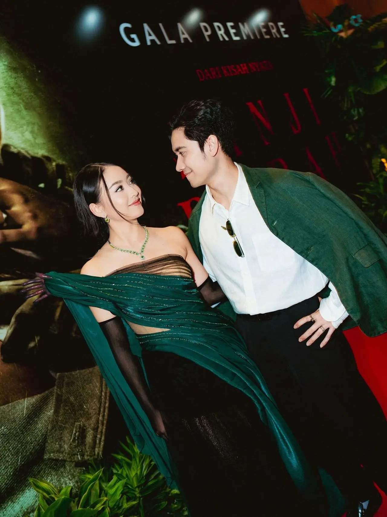 6 Fakta Emir Mahira dan Natasha Wilona Bintangi Film Janji Darah ...