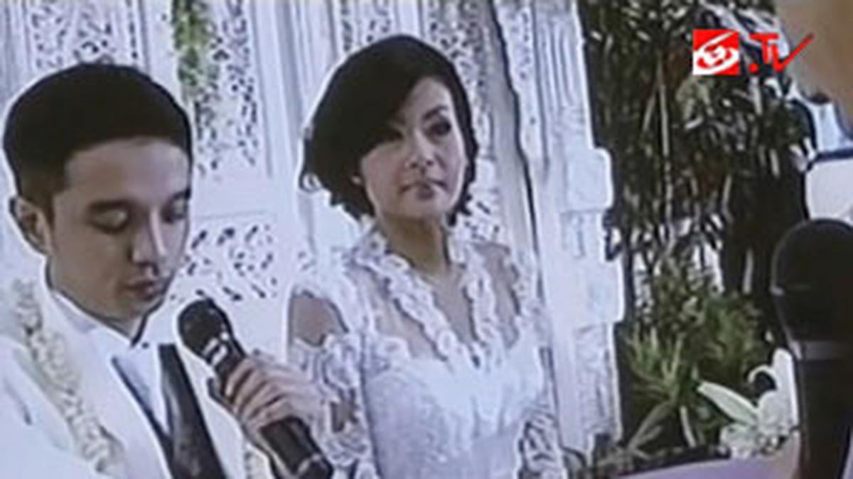 Onci-Endhita Resmi Menikah - ShowBiz Liputan6.com