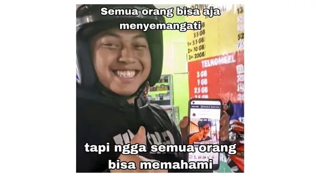 6 Meme Lucu Orang Senyum Getir karena Masalah Hidup Ini Kocak - Hot ...