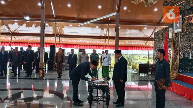 Lika-liku Karier Sobirin Hasan, Dirut PDAM Bangkalan yang Baru ...