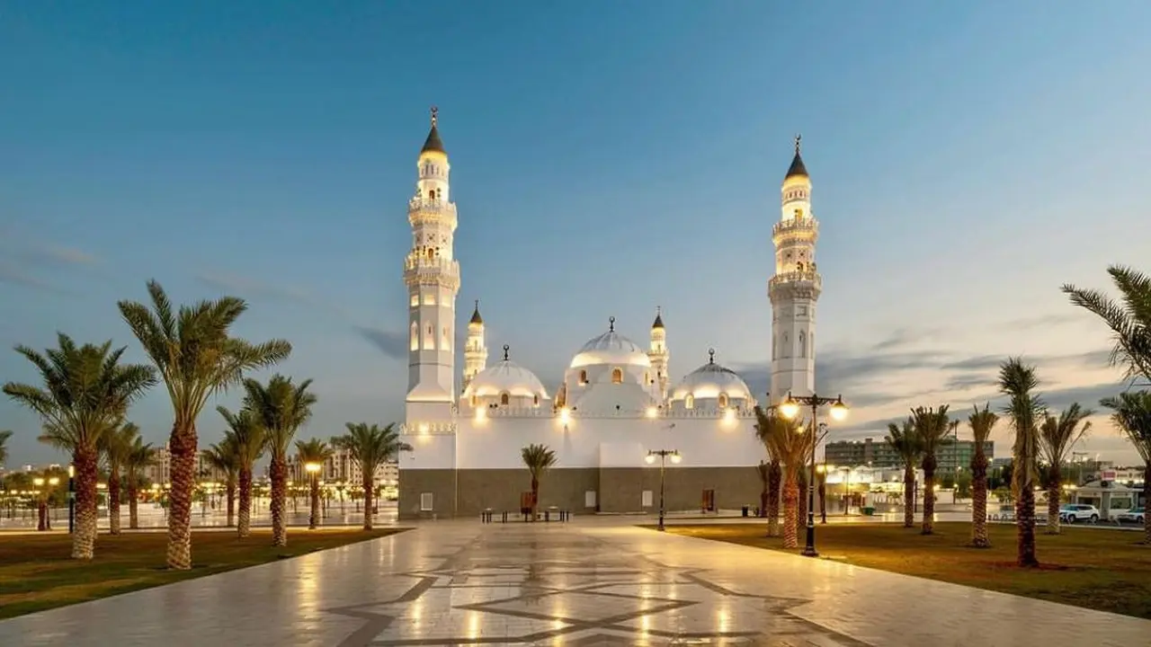 Mengenal Masjid Quba, Masjid Pertama yang Dibangun Rasulullah dengan ...