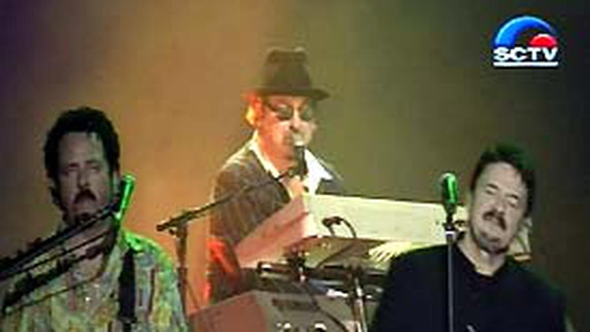 Toto Tiba di Jakarta