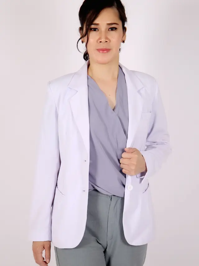 Perjuangan Ibu Carla dengan Empat Klinik Perawatan Kulit yang jadi ...