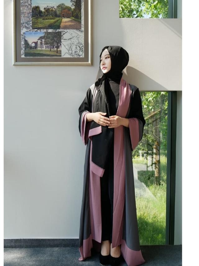 6 Potret Cantik Song Bora, Selebgram Asal Korea Selatan yang Jadi ...