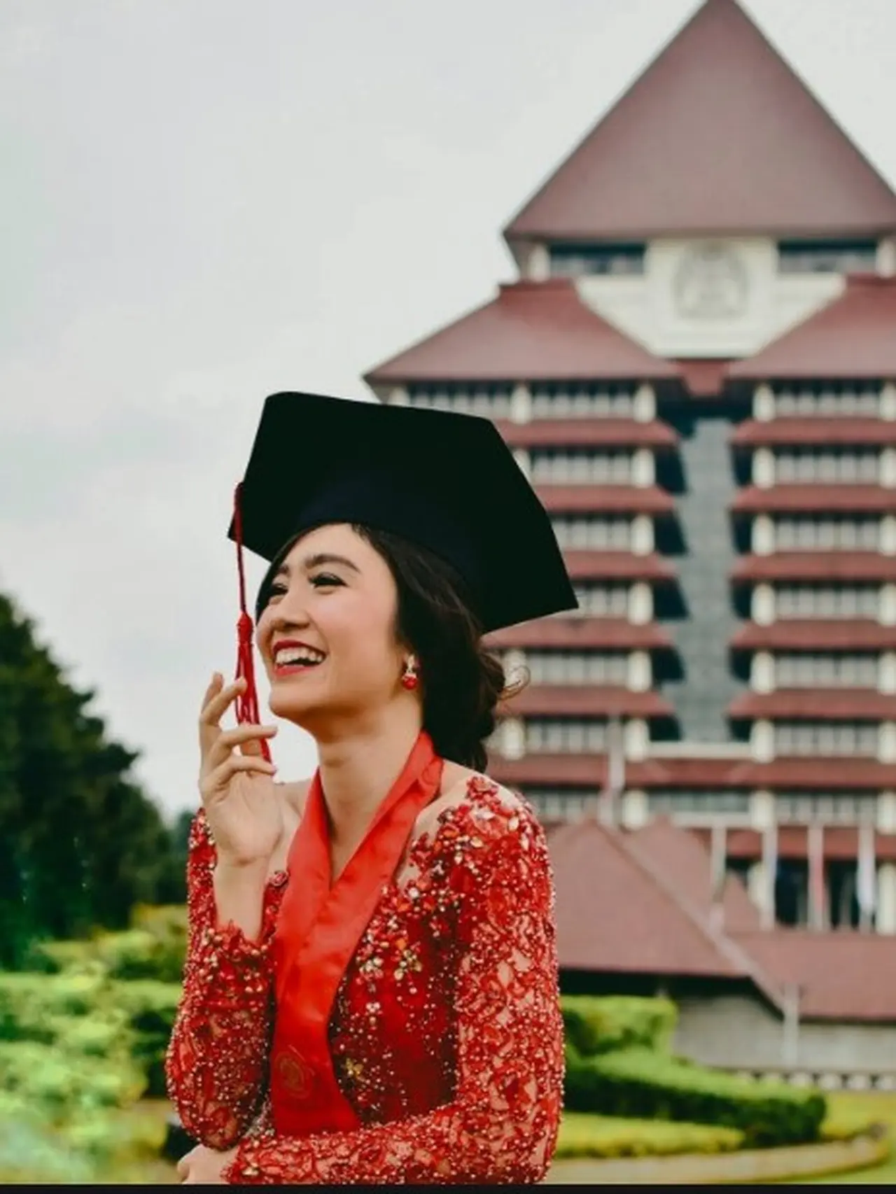 Profil, Agama dan Foto-foto Febby Rastanty, Mantan Anggota Blink yang ...