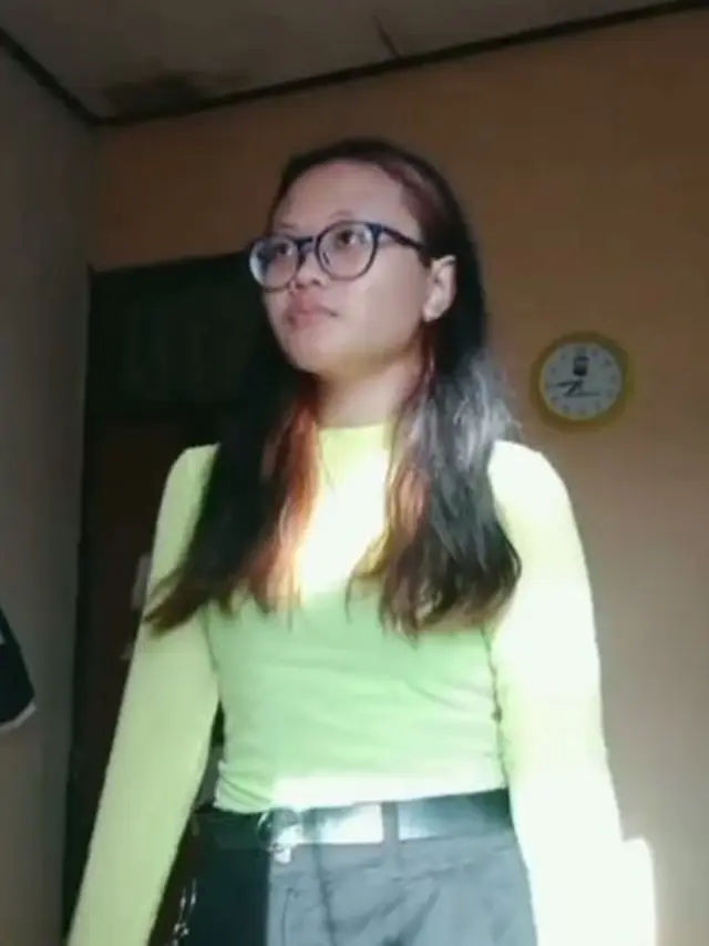 Videonya Viral Disebut Mirip Sule, Ini 6 Potret Amanda Putri - Hot ...