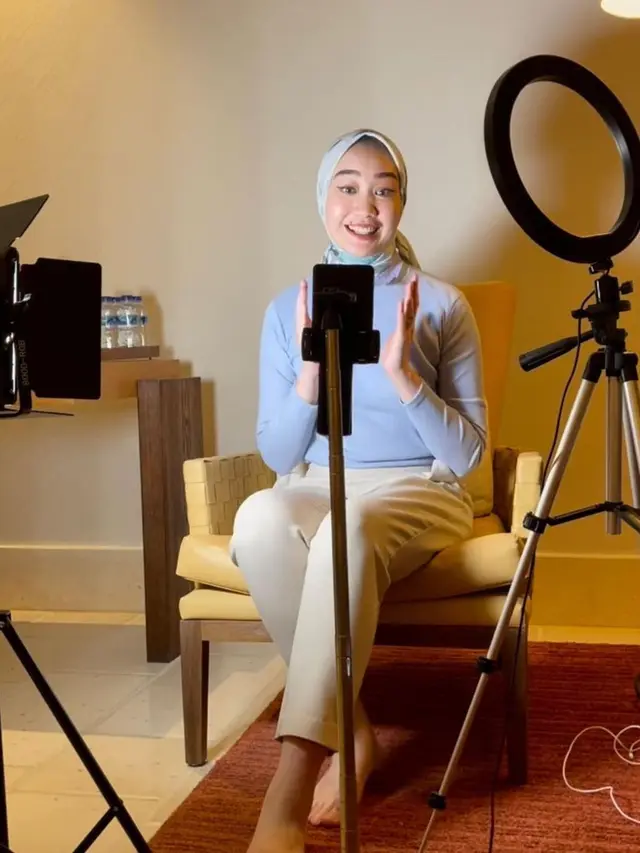 TikTokers Vina Muliana Beberkan Tips Berkarier Bagi Fresh Graduate ...