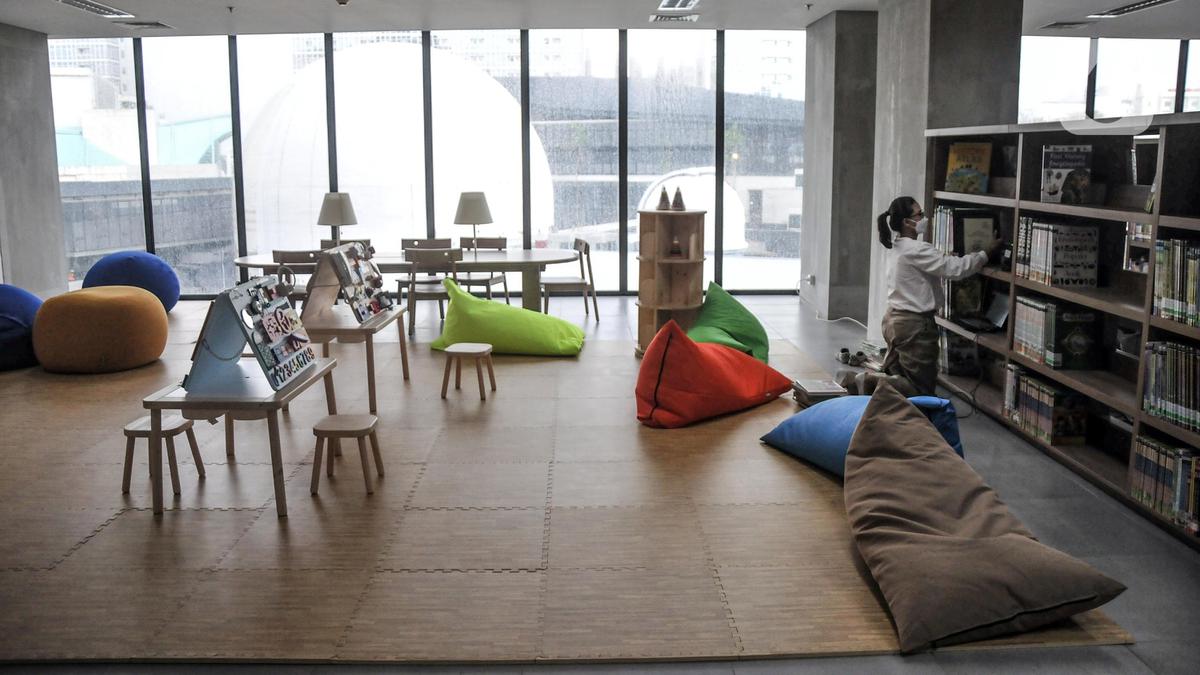 FOTO: Wajah Baru Perpustakaan Umum Daerah Provinsi DKI Jakarta - Foto ...