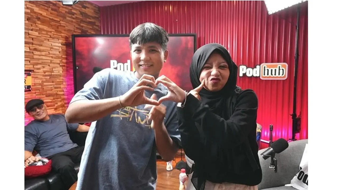 Jirayut dan Halda Dijodohkan oleh Netizen, Mengaku Cuma Teman Tapi Saling Sayang - Hot Liputan6.com