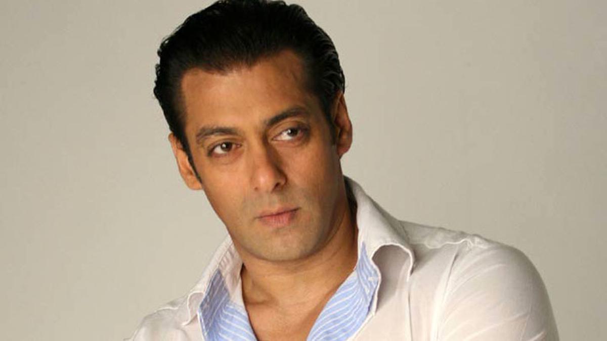 Kasus Tabrak Lari, Salman Khan Ditolong Sopir - ShowBiz Liputan6.com