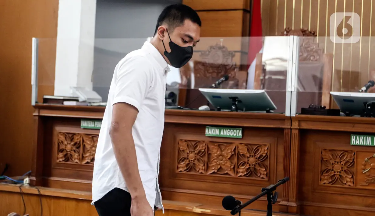 Penampilan Mario Dandy Saat Jalani Sidang Perdana Kasus Penganiayaan ...