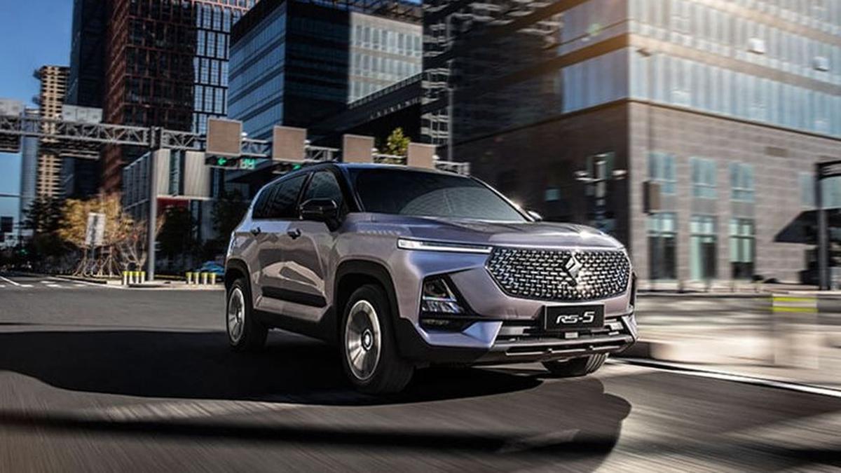 Baojun RS-5, Kerabat Wuling Almaz yang Menggoda - Otomotif Liputan6.com