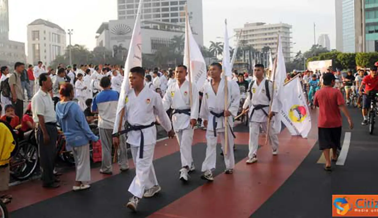 Anggota TNI Semarakkan HUT INKAI - Foto Liputan6.com
