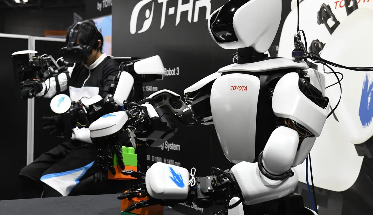PHOTO: Toyota Luncurkan Robot Humanoid Canggih Generasi Ketiga - Foto ...