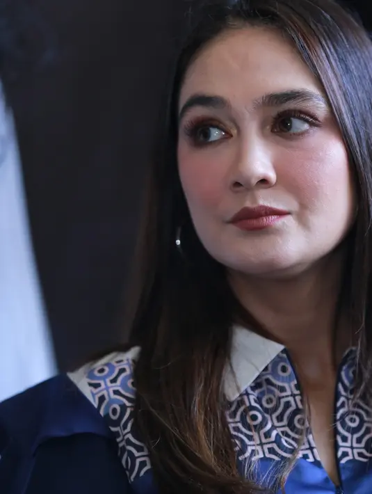 Kesulitan Yang Dialami Luna Maya Saat Jadi Suzanna Photo