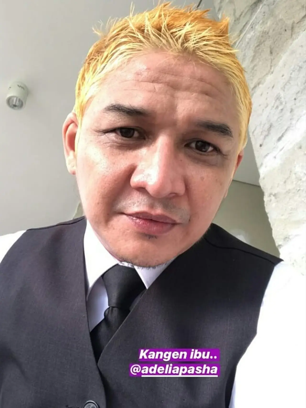 6 Potret Terbaru Pasha Ungu dengan Rambut Pirang, Curi Perhatian - Hot ...
