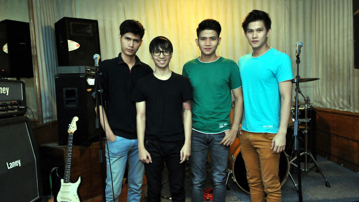 Kisah Vokalis Stay Band yang Suaranya Dibilang Mirip Ariel NOAH ...