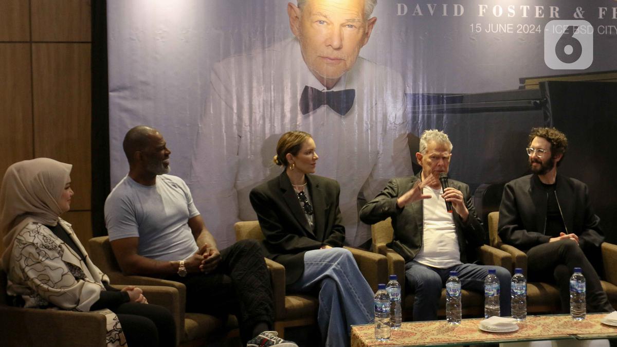 Konser Hitman Returns Tampilkan Musisi dan Penyanyi Ternama - Foto ...