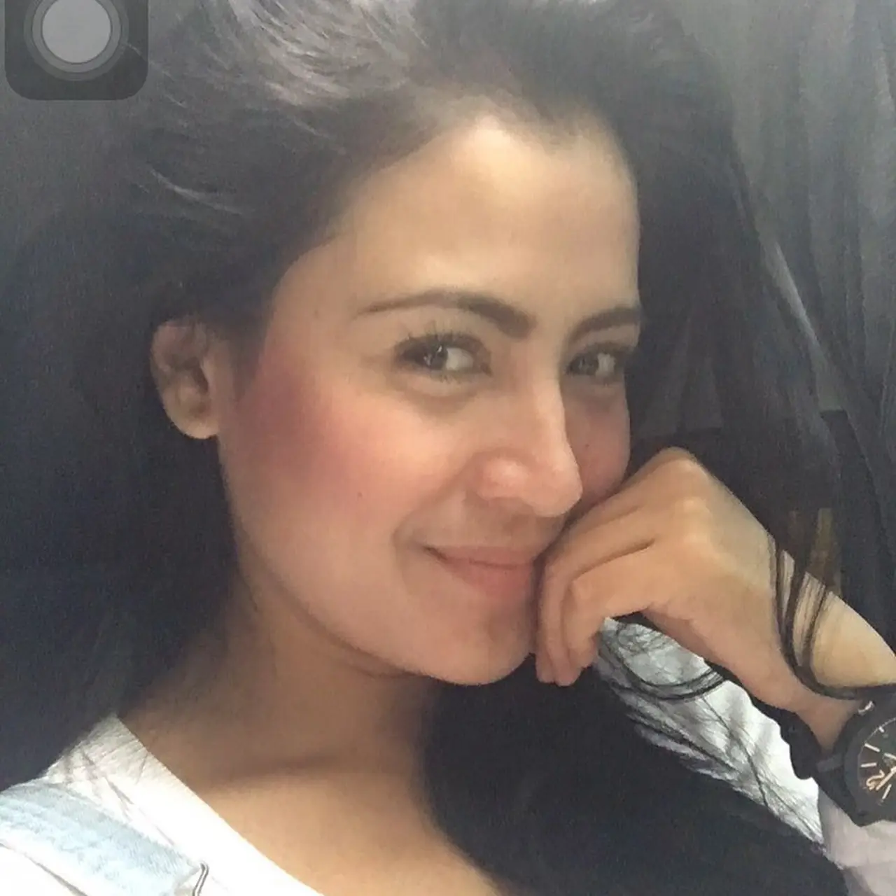 8 Potret Fera Feriska, Istri Fathir Muchtar yang Tetap Cantik di Usia ...