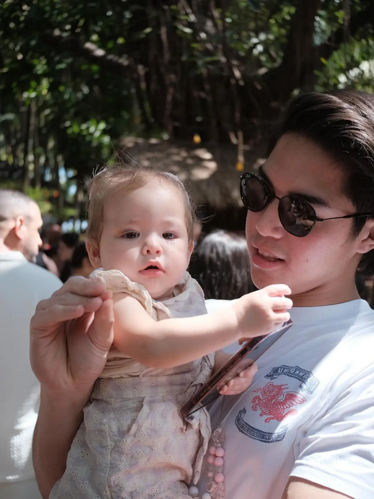 El Rumi Bagikan Foto Bersama Baby Kamari dan Syifa Hadju, Netizen ...