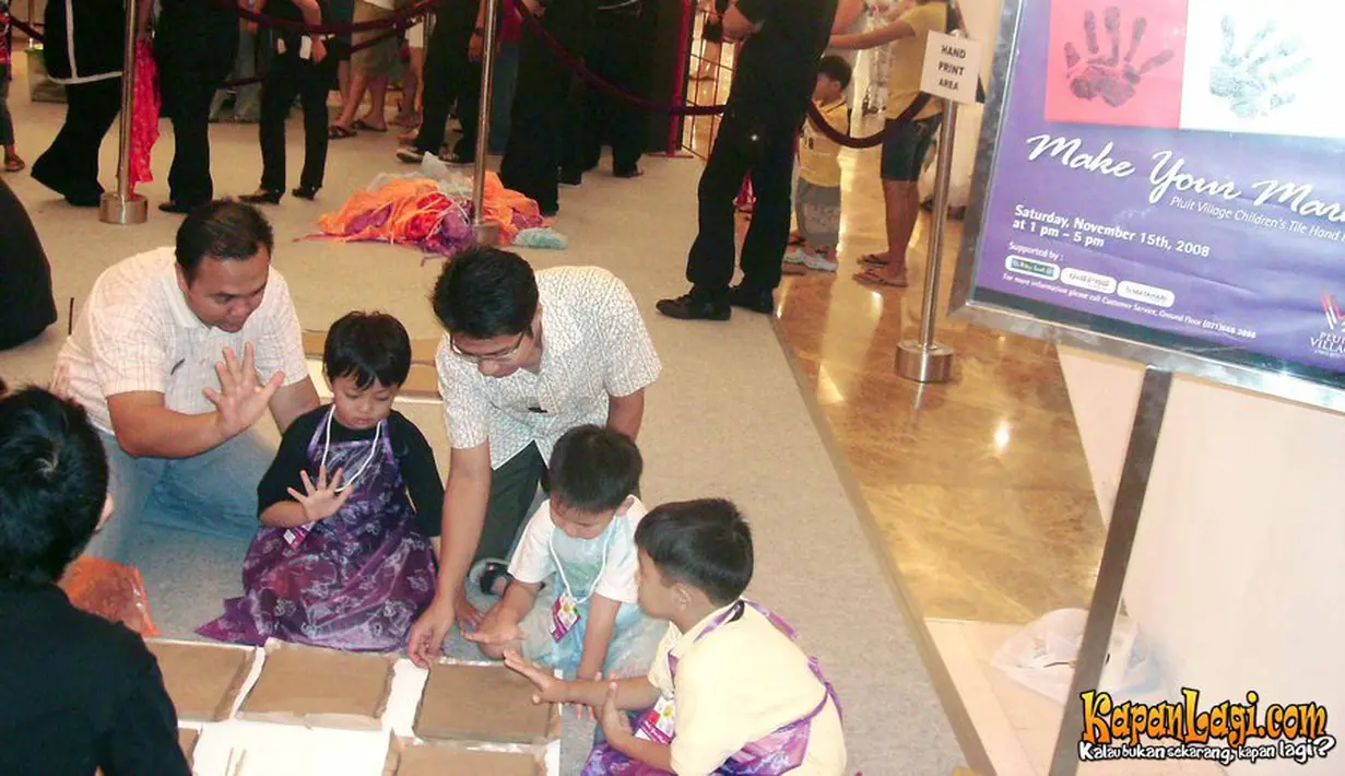 Hand Print di Atas Keramik - Photo Fimela.com