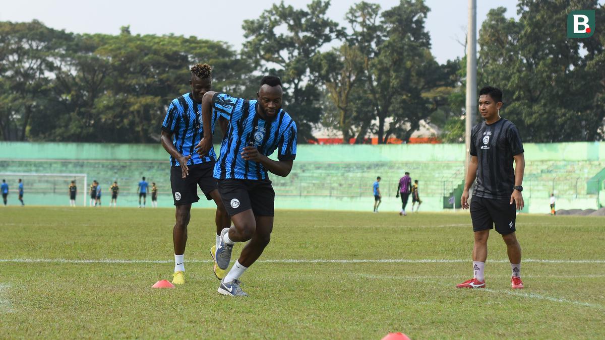 3 Kelebihan Berbeda yang Dimiliki Pemain Asing Anyar Arema - Indonesia ...