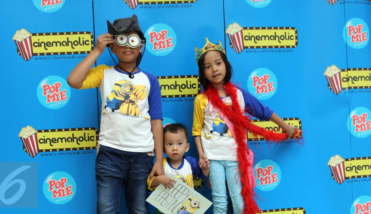 Antusias Para Cinemaholic Bandung Nobar Minions - Page 1 - Foto Liputan6.com