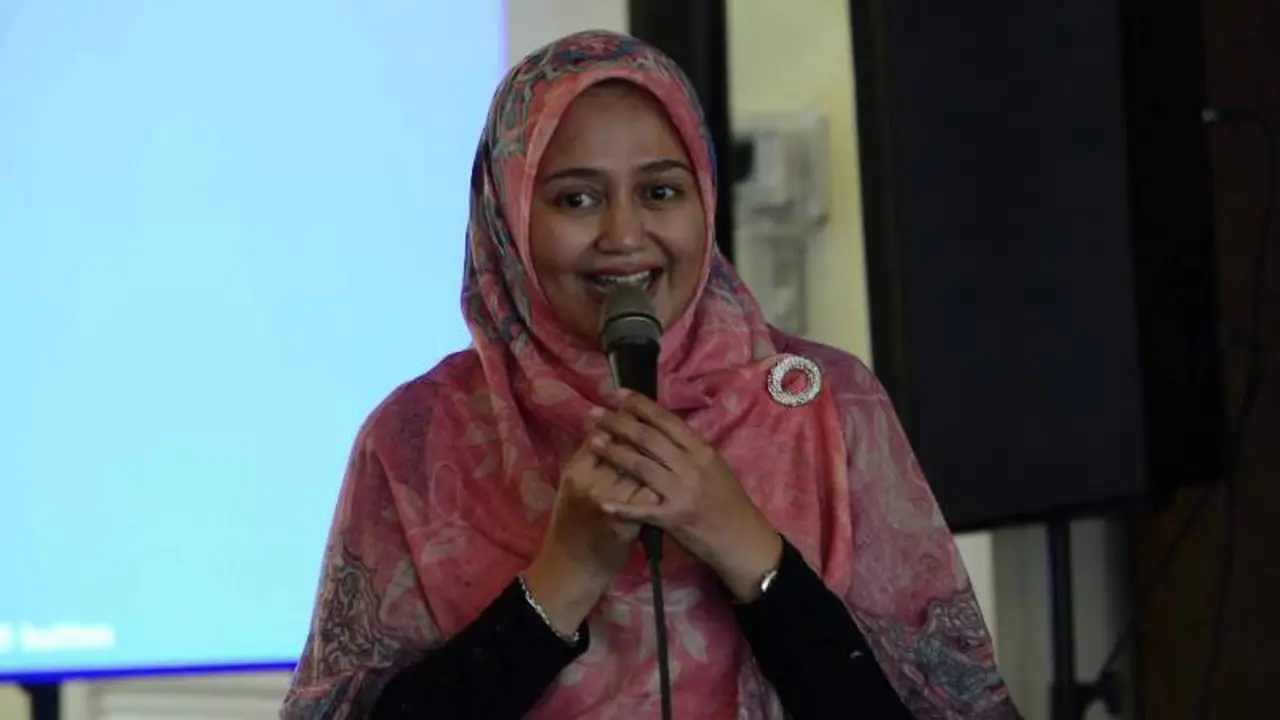 Profil Novia Kolopaking Istri Cak Nun, Aktris dan Penyanyi Terkenal Era ...