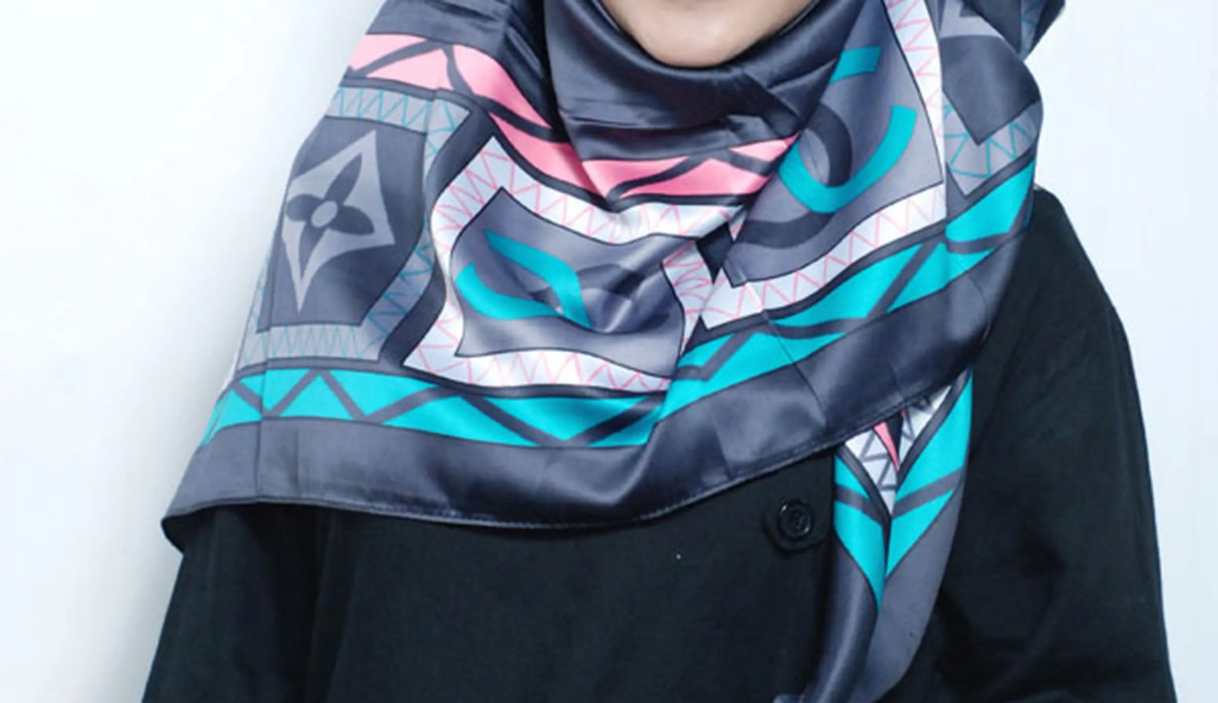 Tutorial Hijab Motif Segi Empat Yang Praktis - Photo Fimela.com