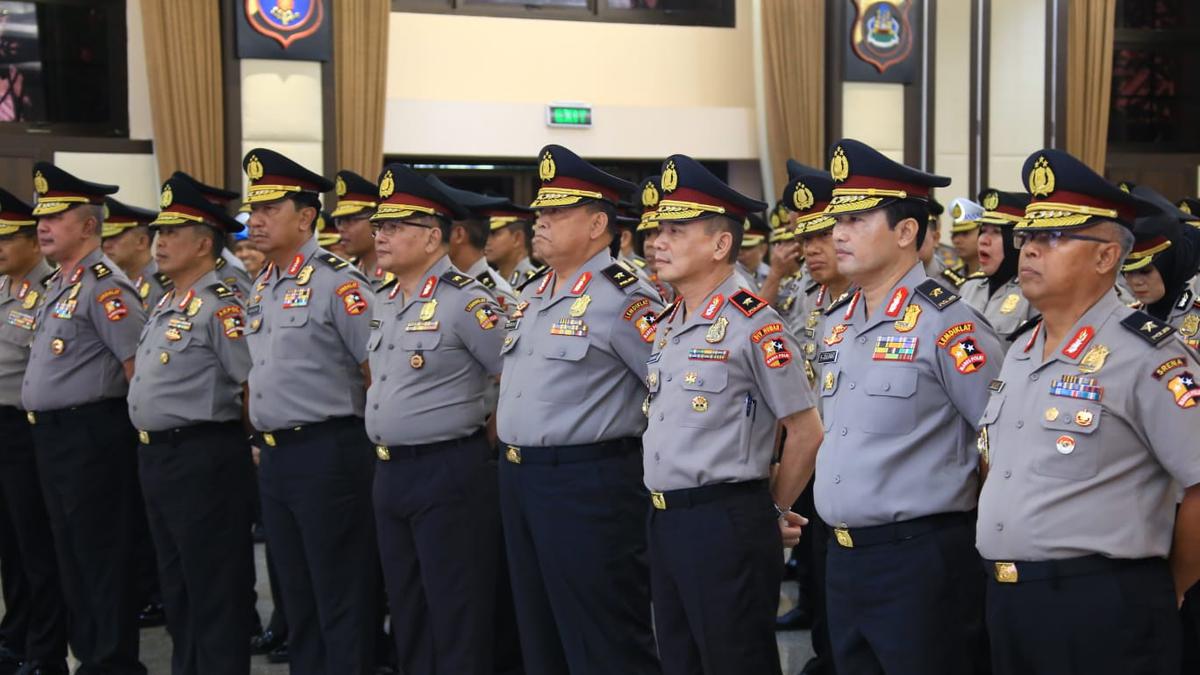 22 Perwira Tinggi dan 211 Perwira Menengah Polri Naik Pangkat Jelang ...