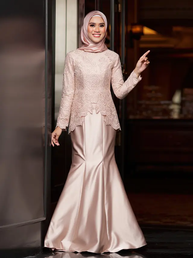 15 Model Baju Kondangan Brokat Terbaru Modern untuk Tampil Mewah, Lagi Tren di 2025 - Hot ...