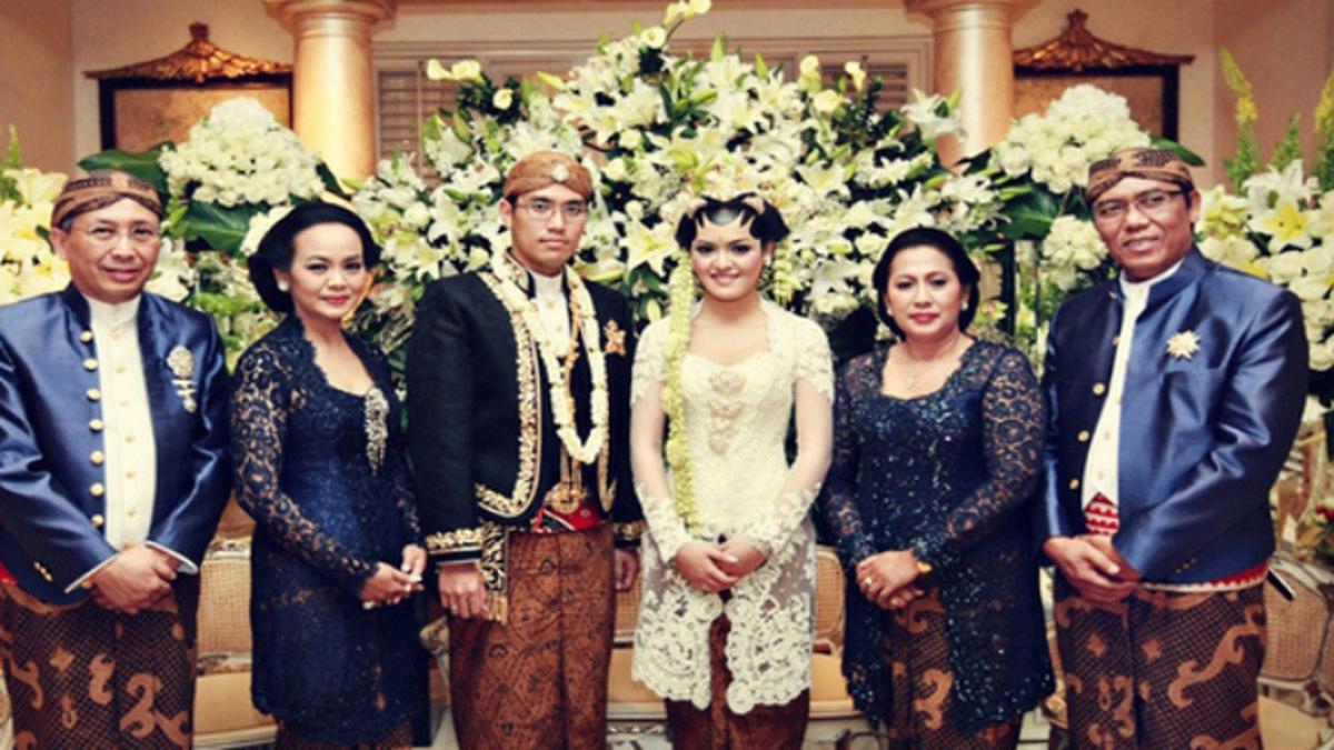 Prosesi Pernikahan Adat Solo yang Perlu Kamu Tahu