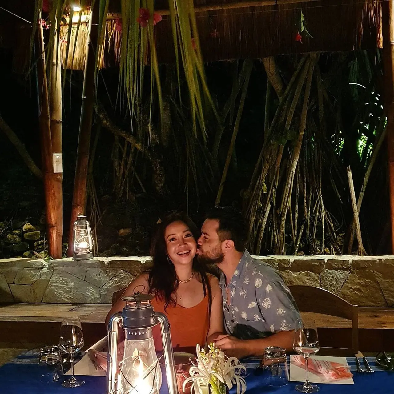 Setahun Jalani Pernikahan, Ini 7 Potret Terbaru Chef Marinka dan Suami ...