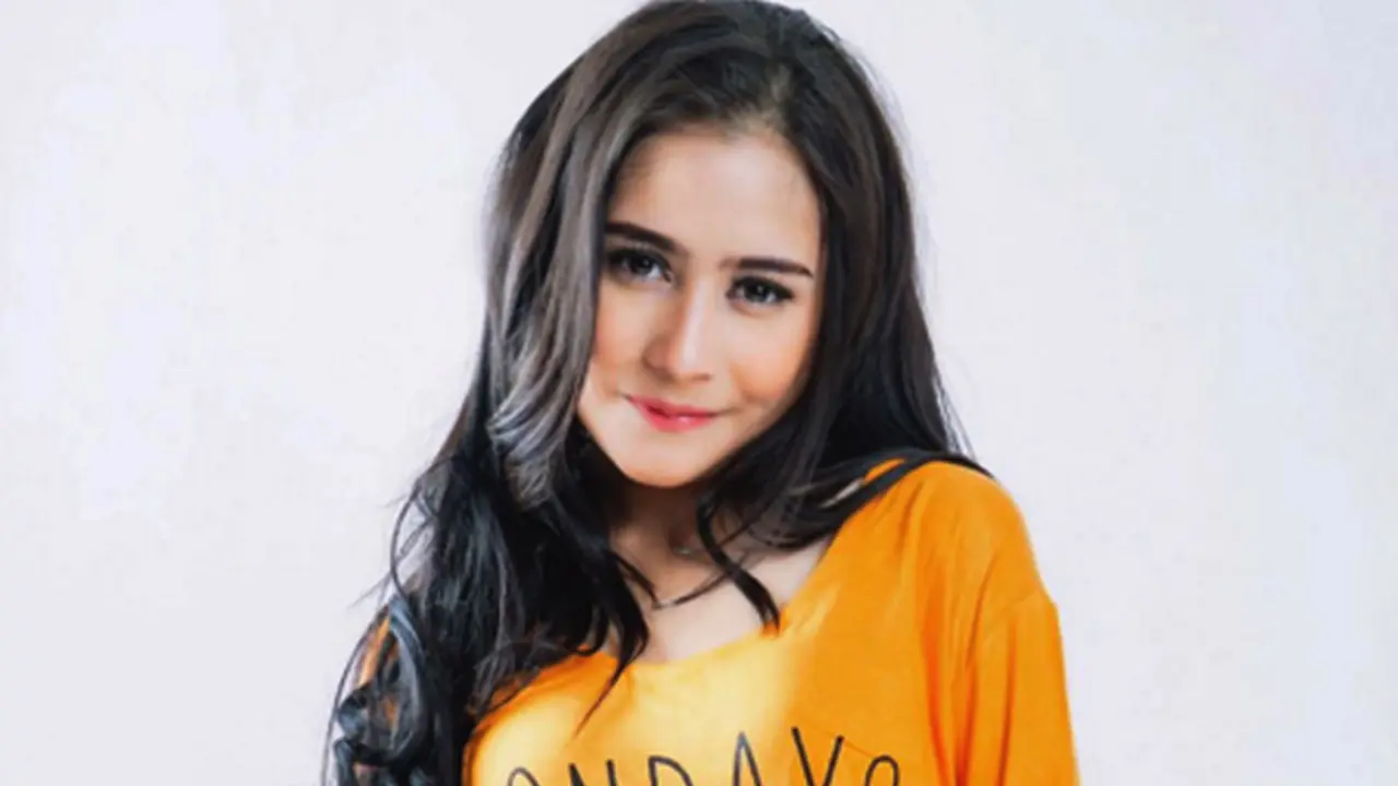 Sukses Diet, Ini Berat Badan Prilly Latuconsina Sekarang - ShowBiz ...