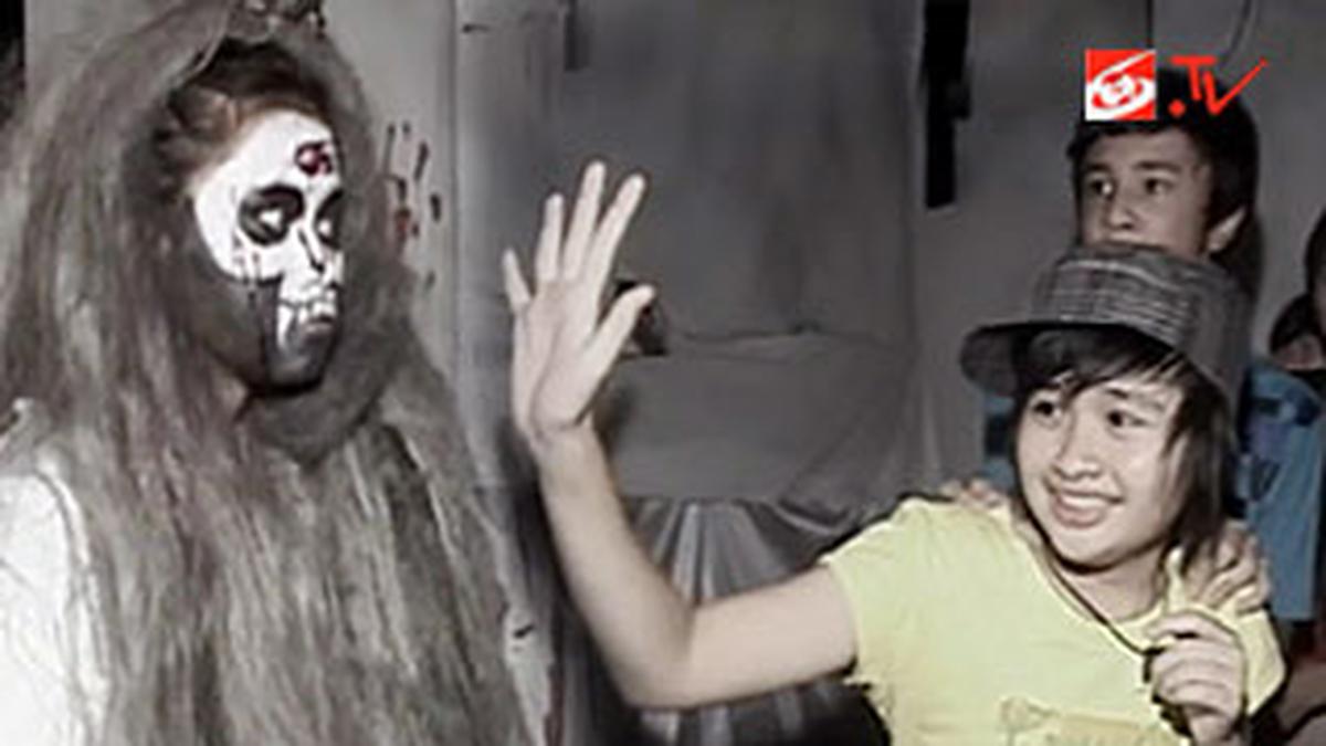 Gritte Agatha Lari Lihat Hantu - ShowBiz Liputan6.com