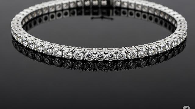 Rekomendasi 10 Model Gelang Terbaru Emas Putih 750 yang Elegan dan Kekinian