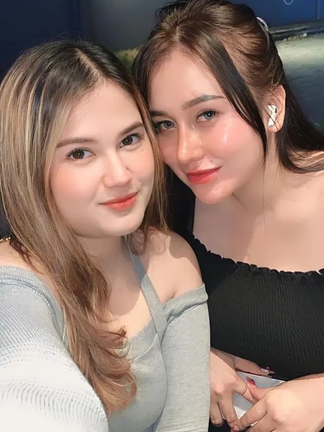 Mengenal Andita Putri Bernades, Owner Salon Kuku yang Sukses Setara ...